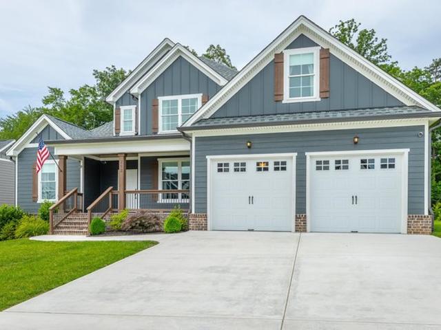 252 Goose Creek Cir, Soddy Daisy, TN 37379