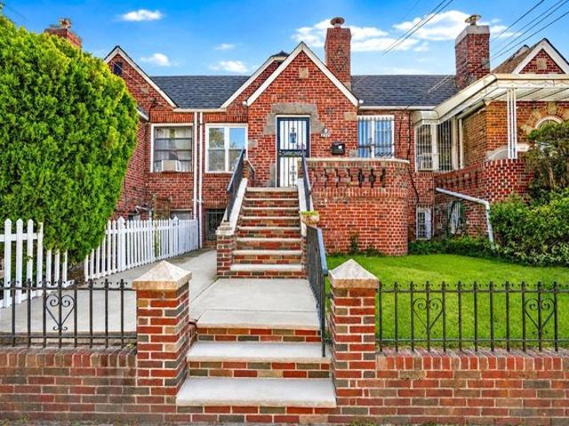 252 E 45th St, Brooklyn, NY 11203