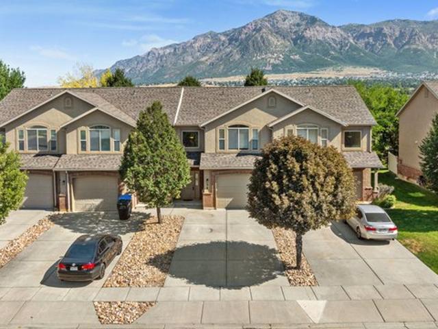 252 E 2275 N Unit 38, North Ogden, UT 84414