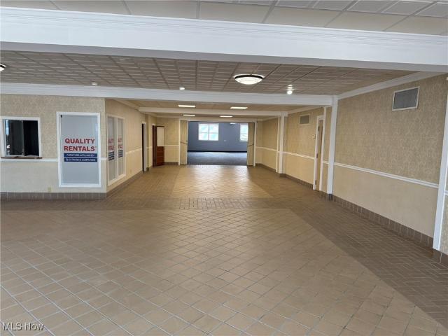 252 E Main Street