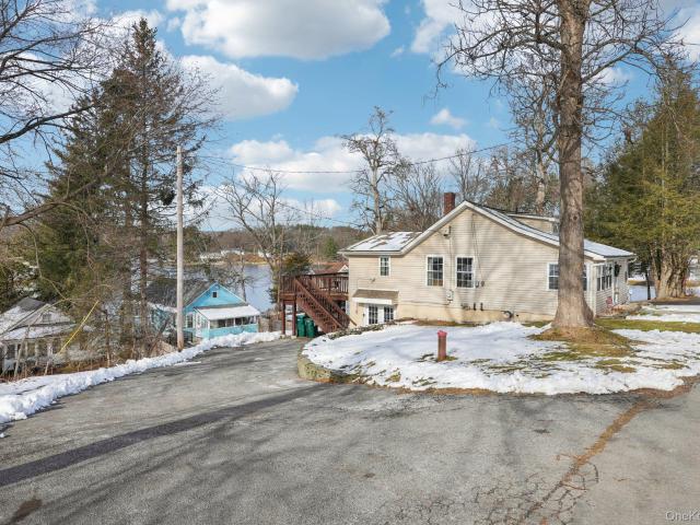 252 East Drive