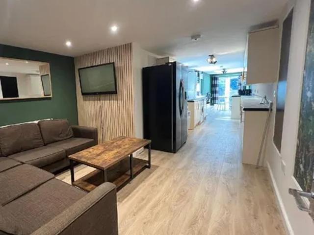 252 Hubert Road, Stirchley, B29 6EP, United Kingdom | Room for rent #115021128 | Rentberry