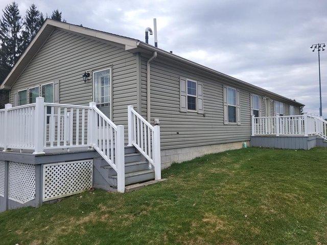 252 Lawsonham St, Rimersburg, PA 16248