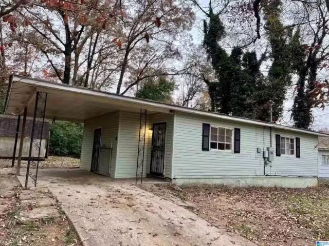252 MEADOWDALE AVE, BIRMINGHAM, AL 35215