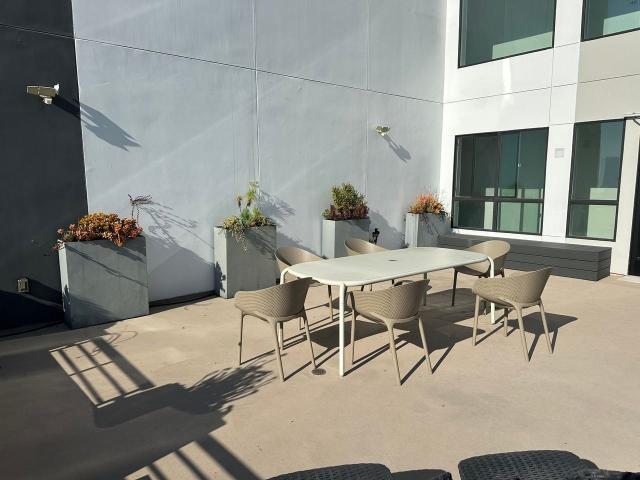 252 N Hoover Studio Apartment for Rent at 252 N Hoover St, Los Angeles, CA 90004 Rampart Village