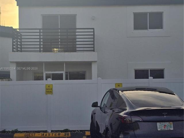 252 NE 212th Ter, Miami, FL 33179 | MLS #A11982