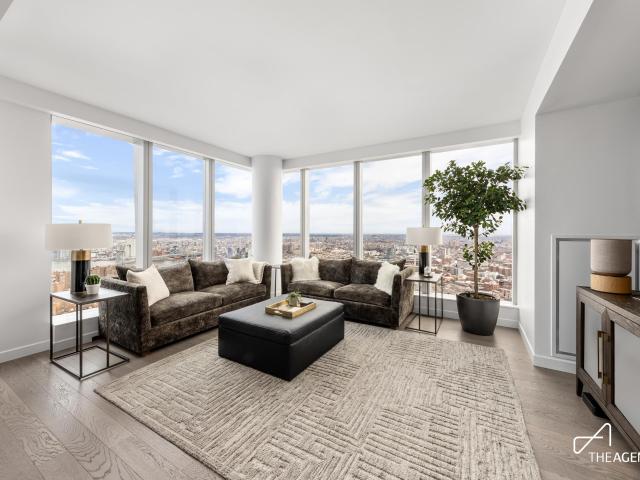252 South Street, New York, NY