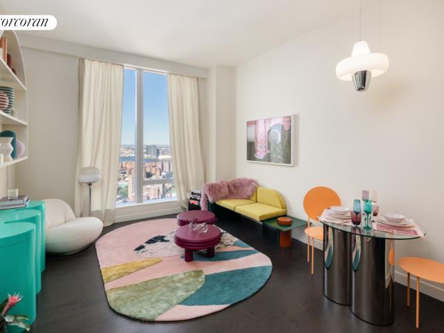 252 South Street, New York, NY