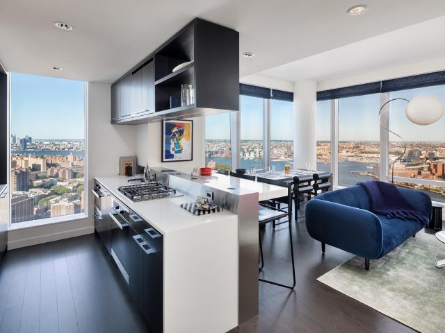 252 South Street, New York, NY