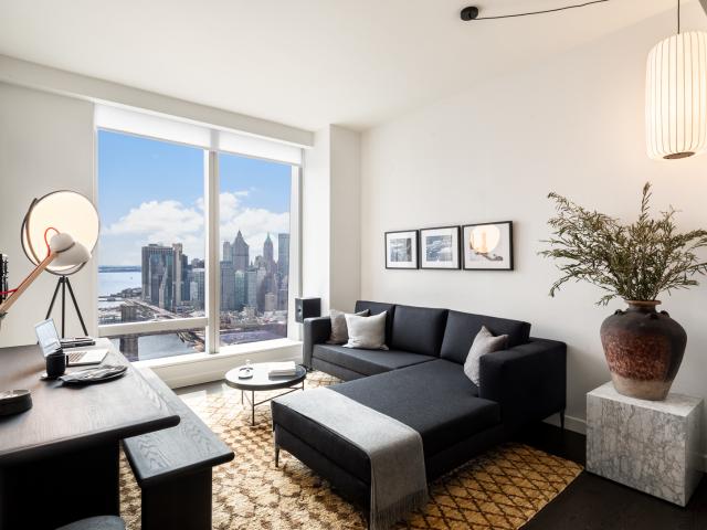 252 South Street, New York, NY