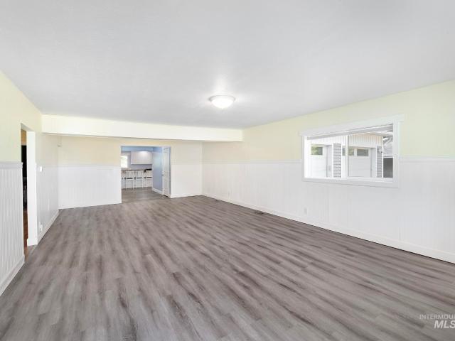 252 SE Boulevard