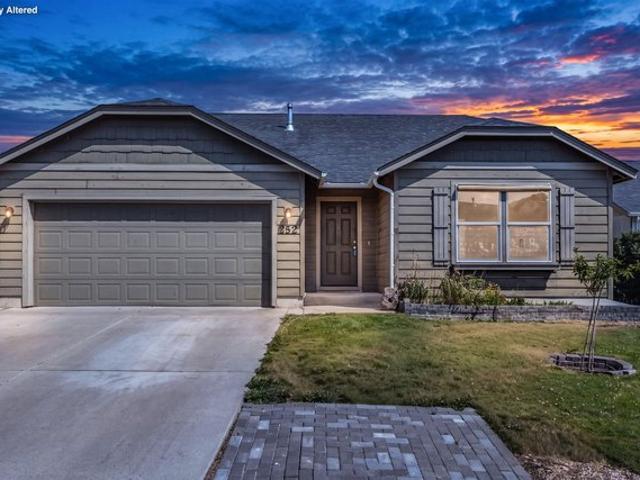 252 SW 33rd Dr, Redmond, OR 97756