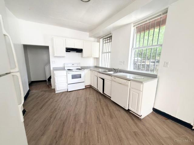 252 Renner St