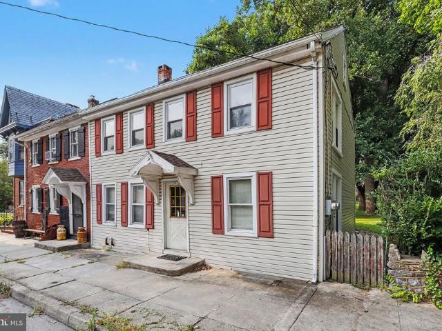 252 W Market Street