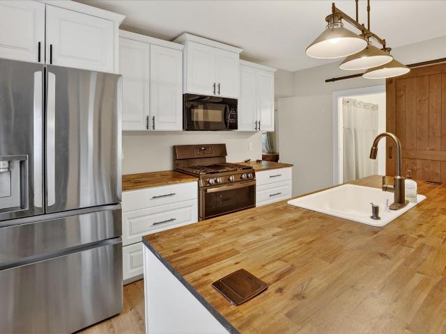 252 W Stimson Avenue
