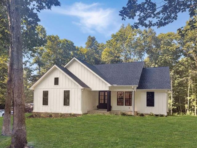 252 Woodland Way, Signal Mountain, TN 37377