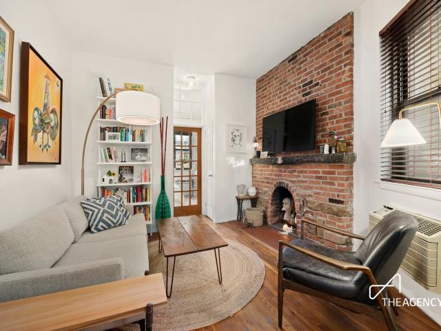 252 West 20th Street, New York, NY
