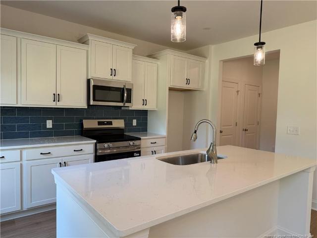 252 Travelers Way