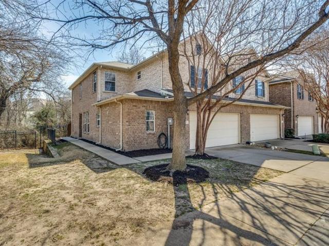 252 Turnberry Ln, Lewisville, TX 75067
