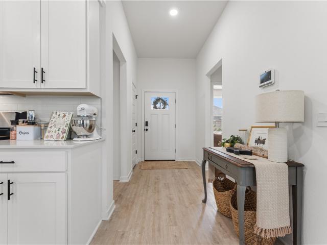 252 Yona Lane