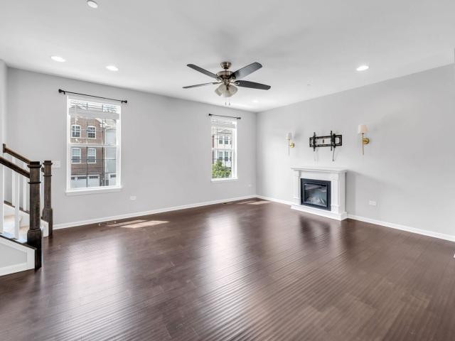 2534 Huntleigh Lane