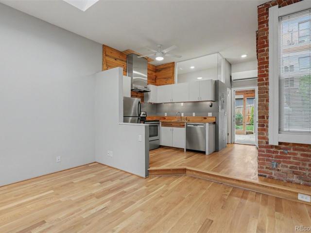 2534 Kensing Court