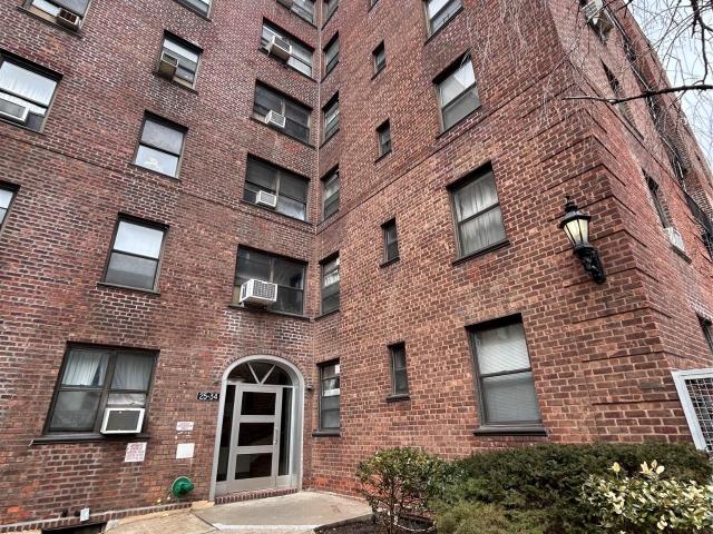 2534 Union Street 2F