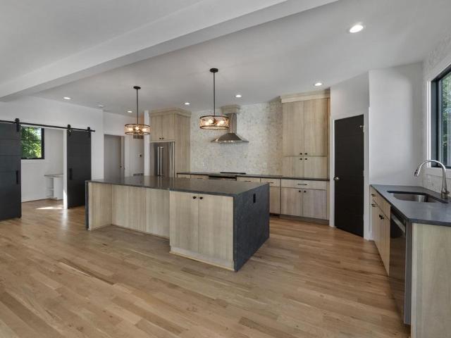 2534 3 Montgomery Ridge Rd