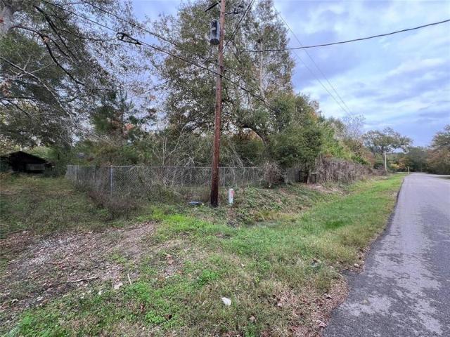 25353 Blackburn Dr, Splendora, TX 77372