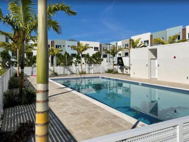 2535 NE 193rd St #3112, Miami, FL 33180