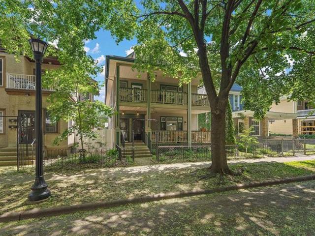 2535 Aldrich Ave S, Minneapolis, MN 55405