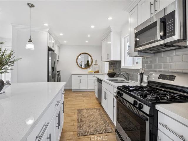 2535 Balfour