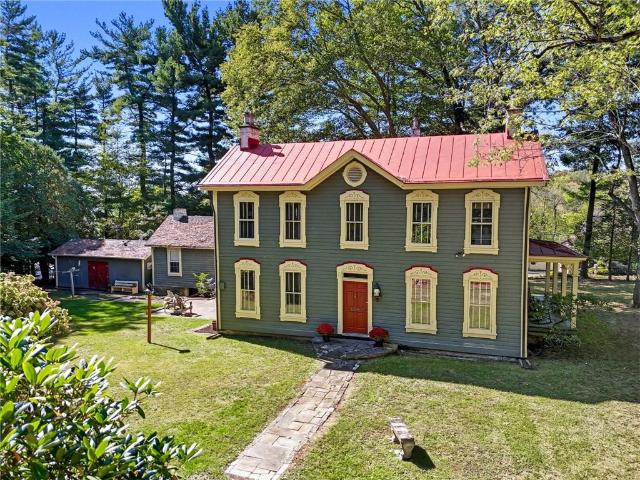 2535 Fife Dr, Pittsburgh, PA 15241 | MLS #1767