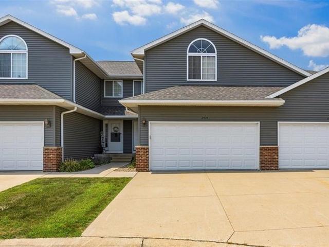2535 Greenway Ct, Marion, IA 52302