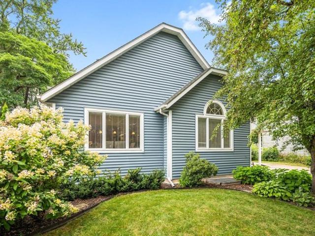 2535 Sylvan St, Little Canada, MN 55117