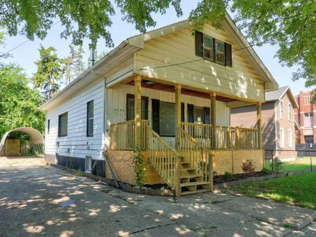 2535 Schaefer St, Saginaw, MI 48602