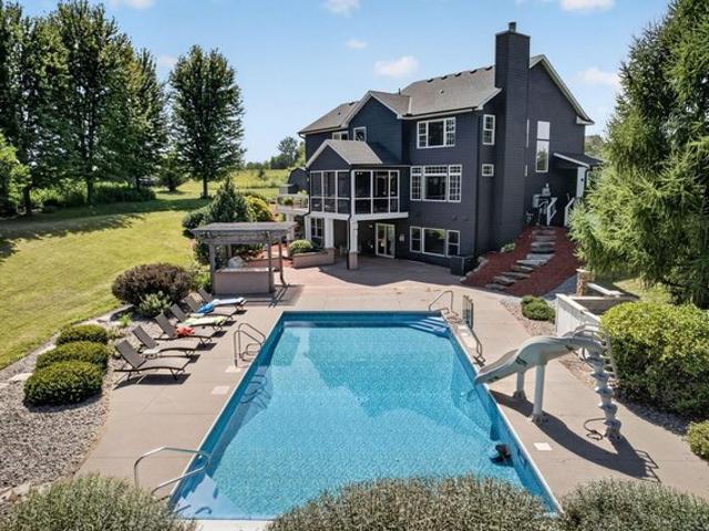 25365 Newport Ave, New Prague, MN 56071