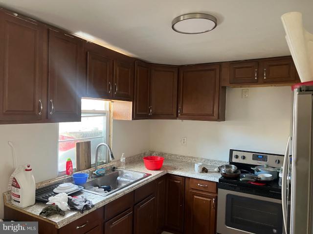 2536 N Warnock St, Philadelphia, PA 19133 | MLS #PAPH2609