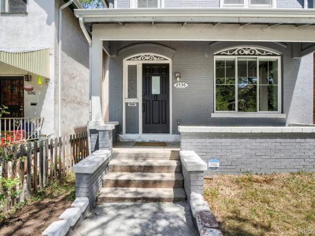 2536 N Vine Street