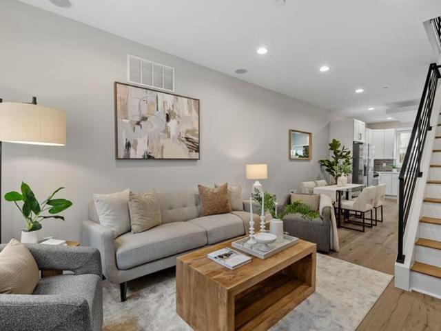 2536 E Gordon St, Philadelphia, PA 19125
