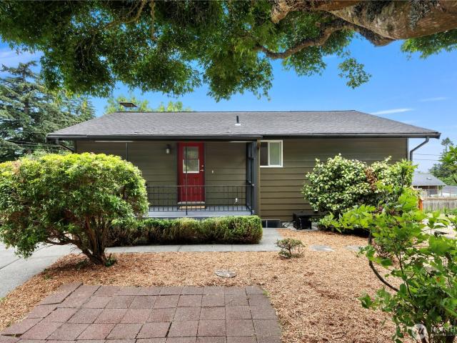 2536 Island View Lane