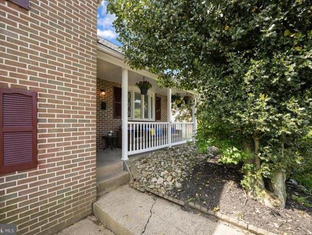 2536 Rosewood Ave, Abington, PA 19001