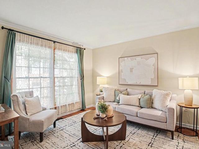 2536 S Walter Reed Dr Unit E, Arlington, VA 22206