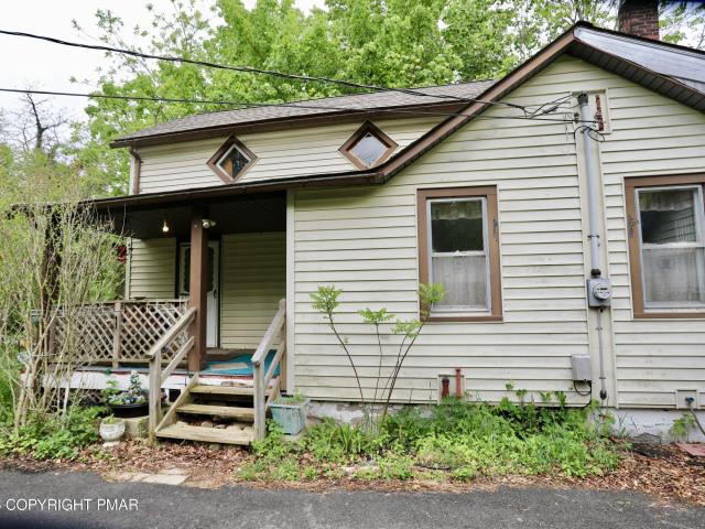 2537 Mountain Road