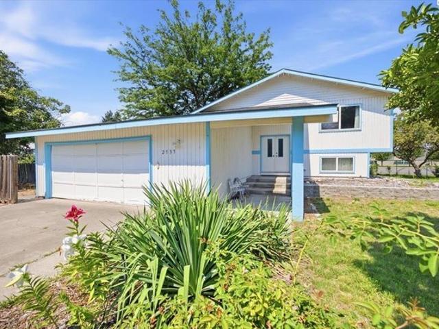 2537 Allegheny Ct, Richland, WA 99354