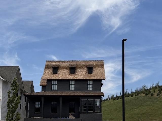 2537 Buckner Ln, Thompsons Station, TN 37179