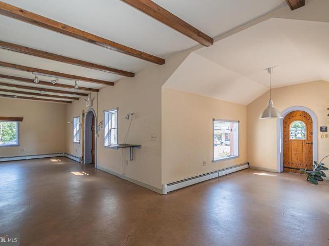 2537 Bogarts Tavern Road