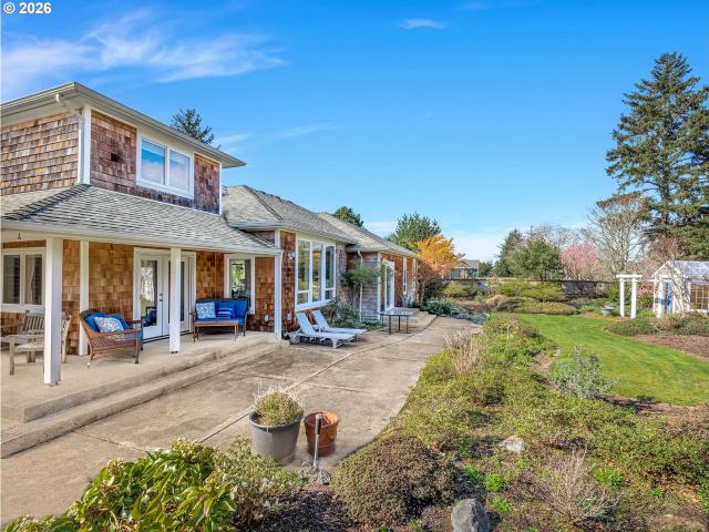 2537 pine ridge dr