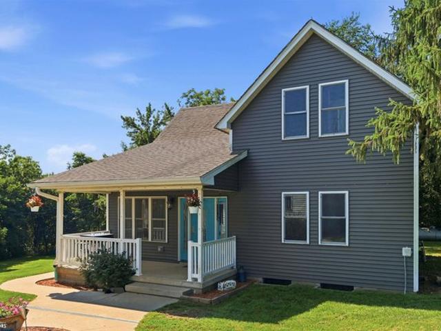 2537 Q Ave, Clutier, IA 52217