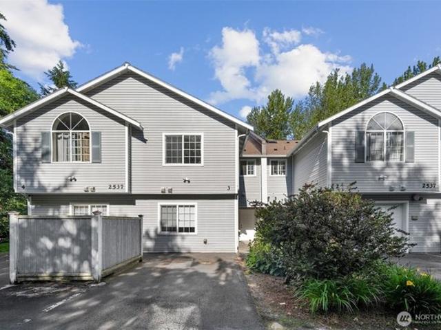 2537 S 288th St Apt 3, Federal Way, WA 98003